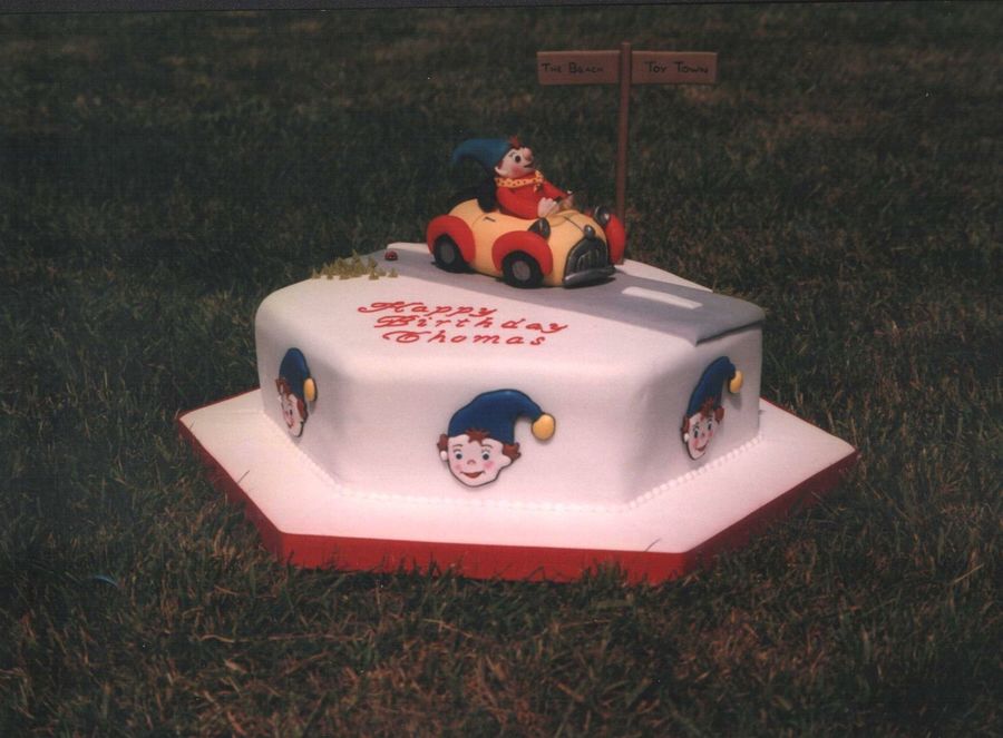 Noddy Cake - CakeCentral.com
