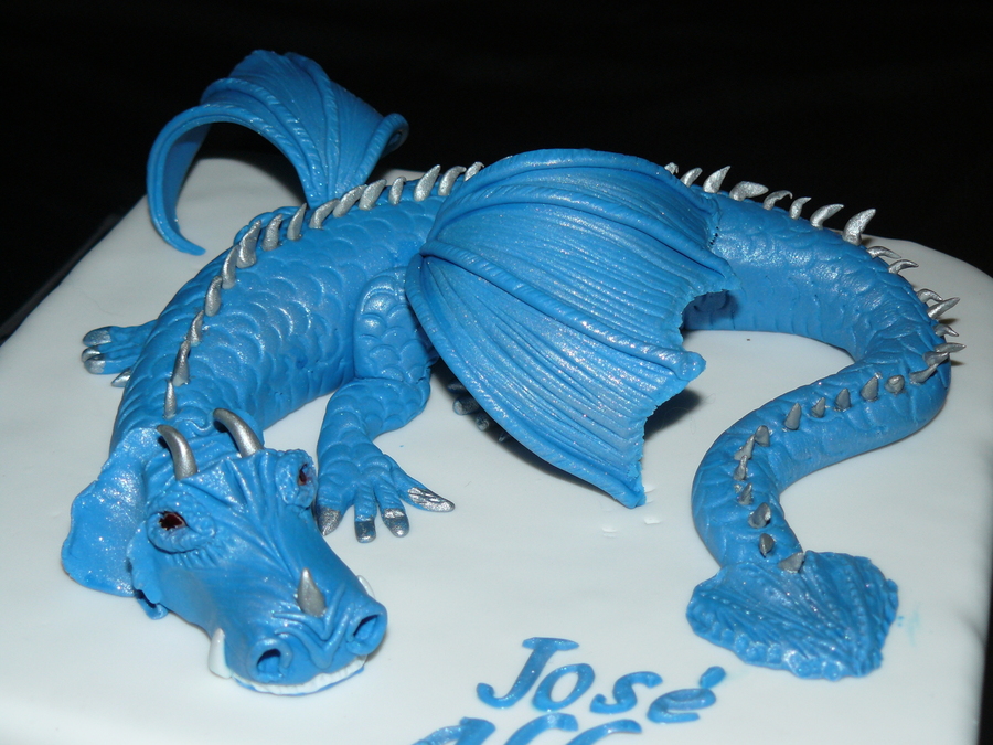 Dragon - CakeCentral.com