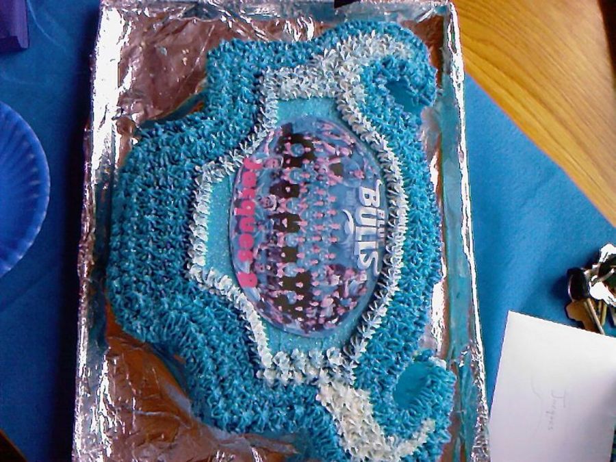 Blue Bulls Logo Cake - CakeCentral.com