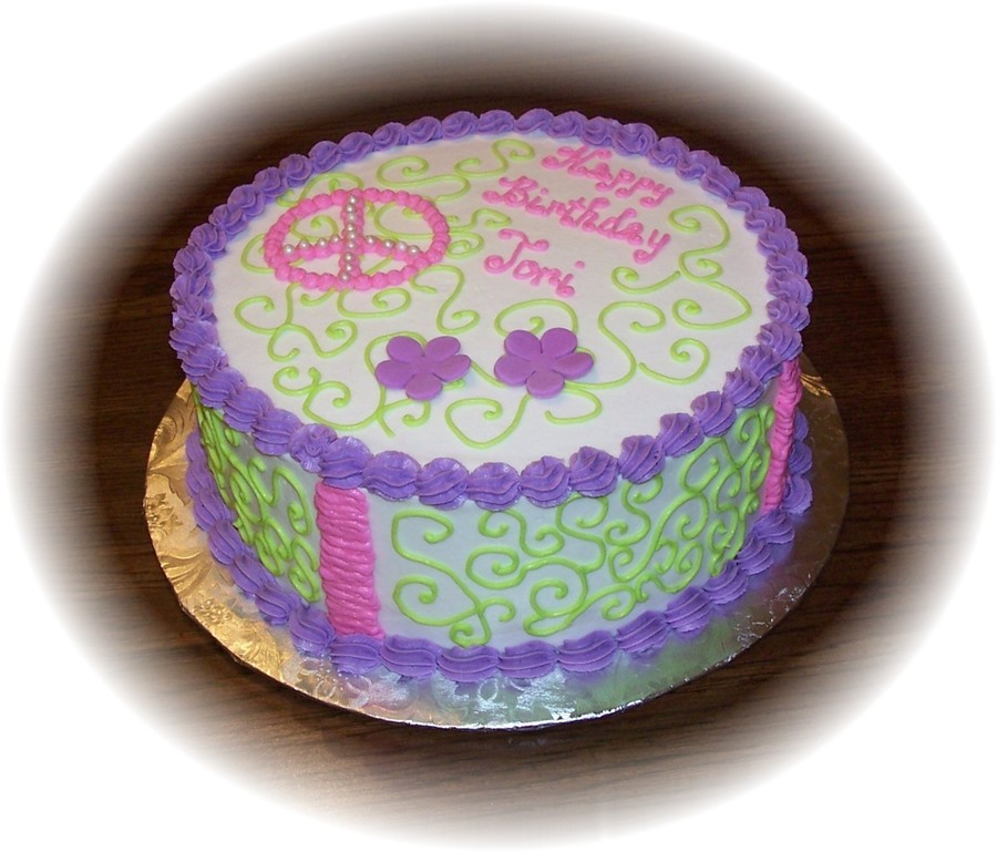 Peace And Scrolls - CakeCentral.com