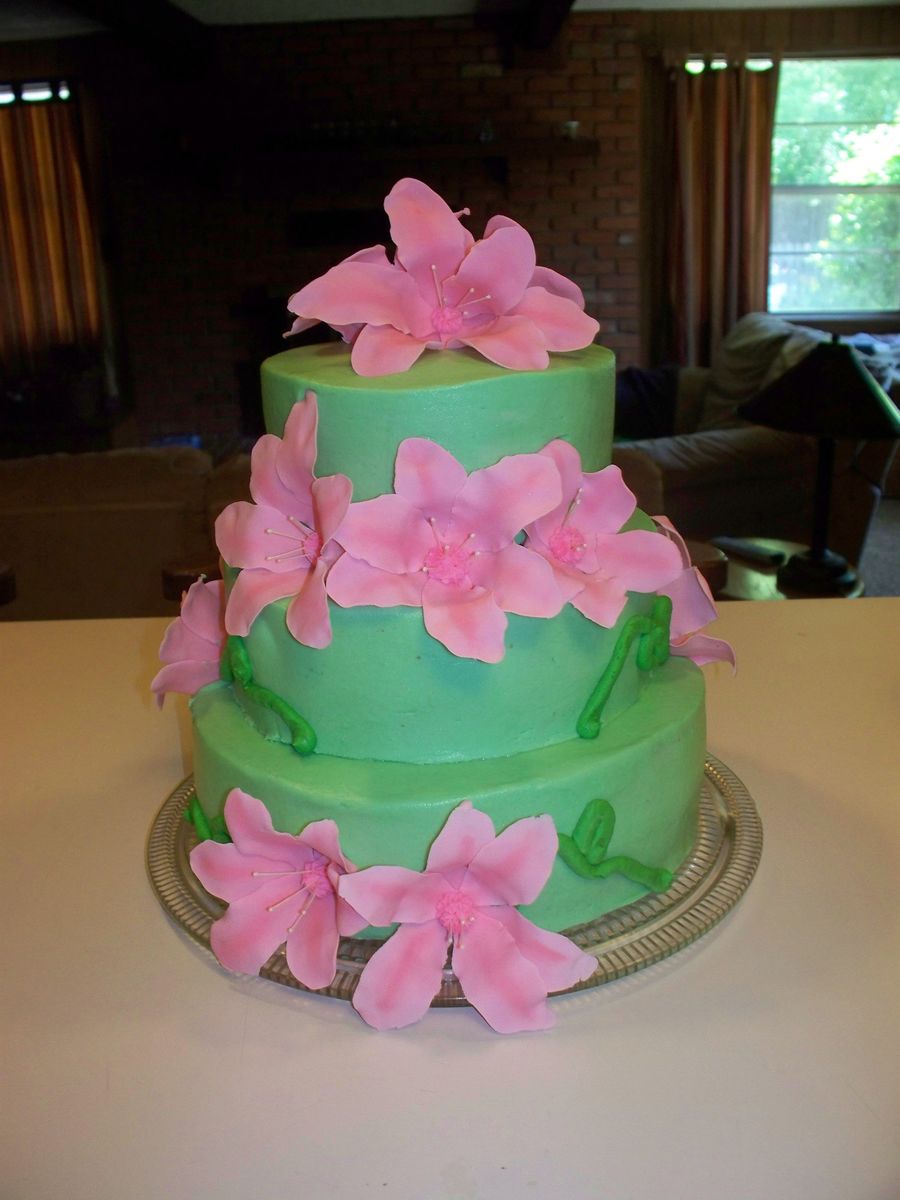 Pink Lilly Cake - CakeCentral.com