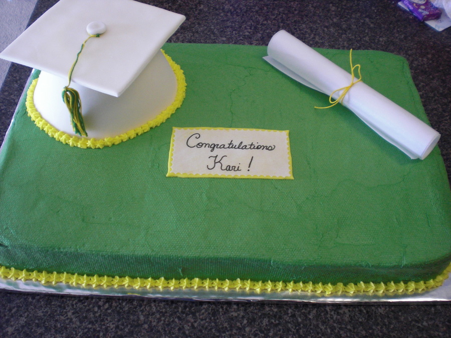 Green And Gold Graduation Cake - CakeCentral.com
