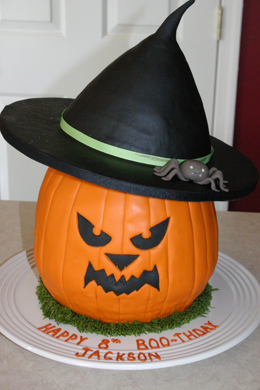 Pumpkin Birthday Cake With Witch's Hat - CakeCentral.com