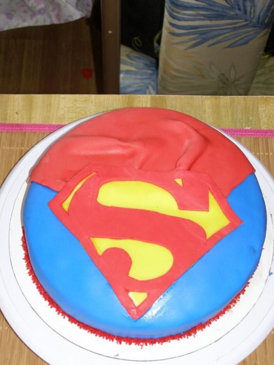 Superman Birthday Cake - CakeCentral.com