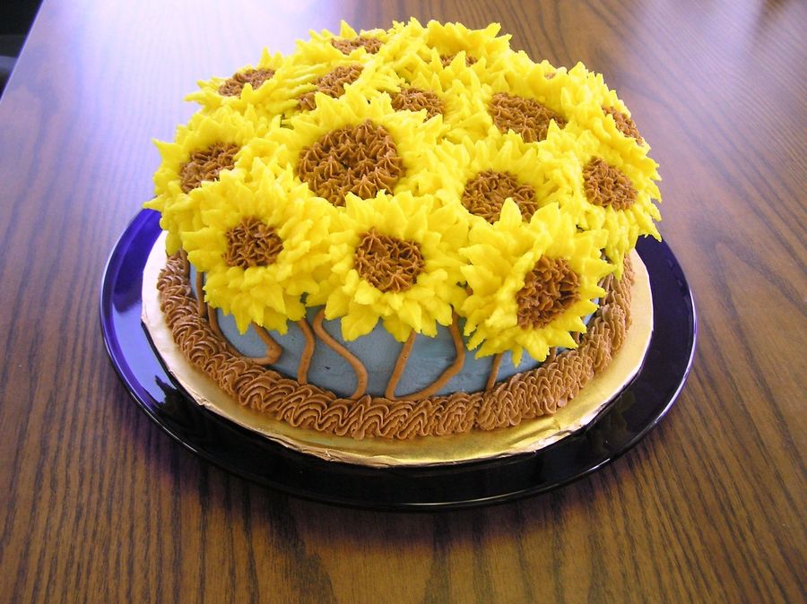 Sunflowers - CakeCentral.com