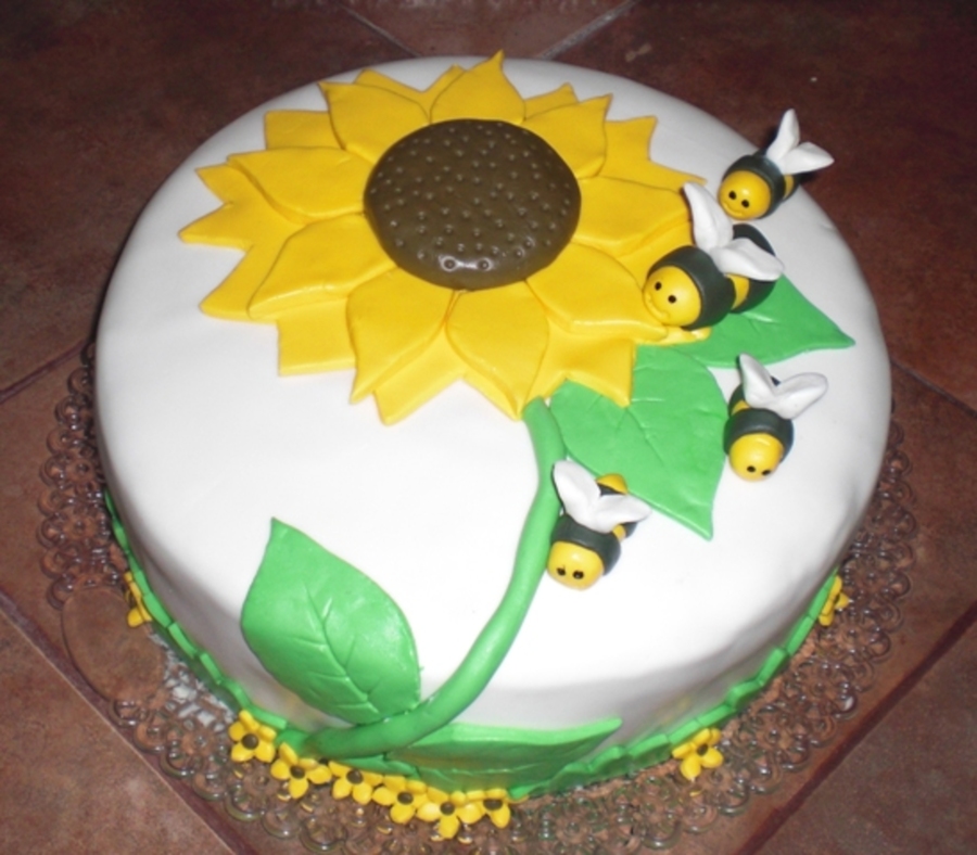 Sunflower - CakeCentral.com