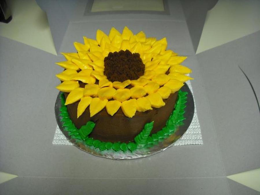 Sunflower Cake - CakeCentral.com