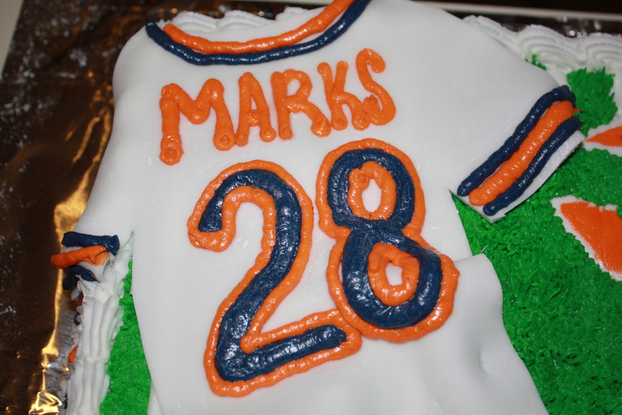 Chicago Bears Birthday Cake - CakeCentral.com