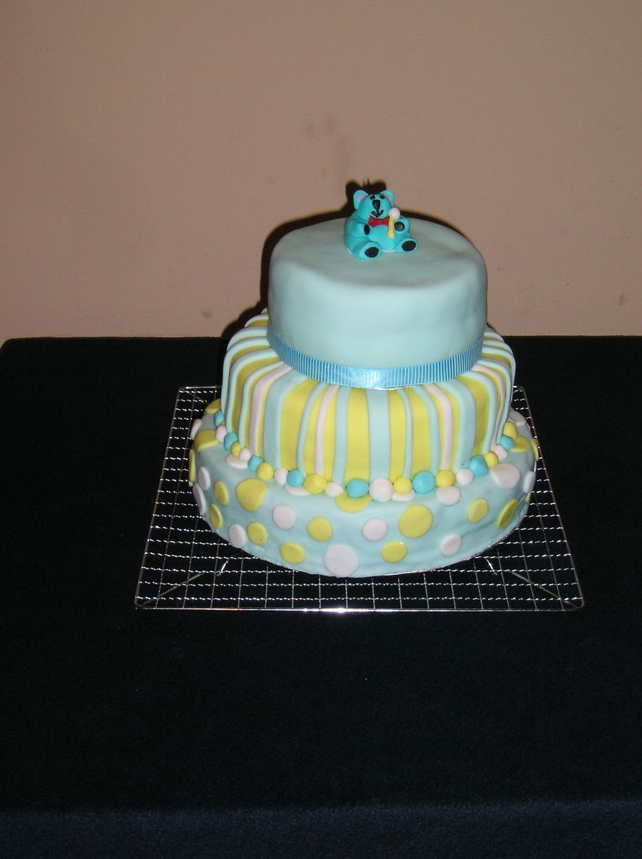 Some_Of_My_Early_Cakes_020.jpg - CakeCentral.com