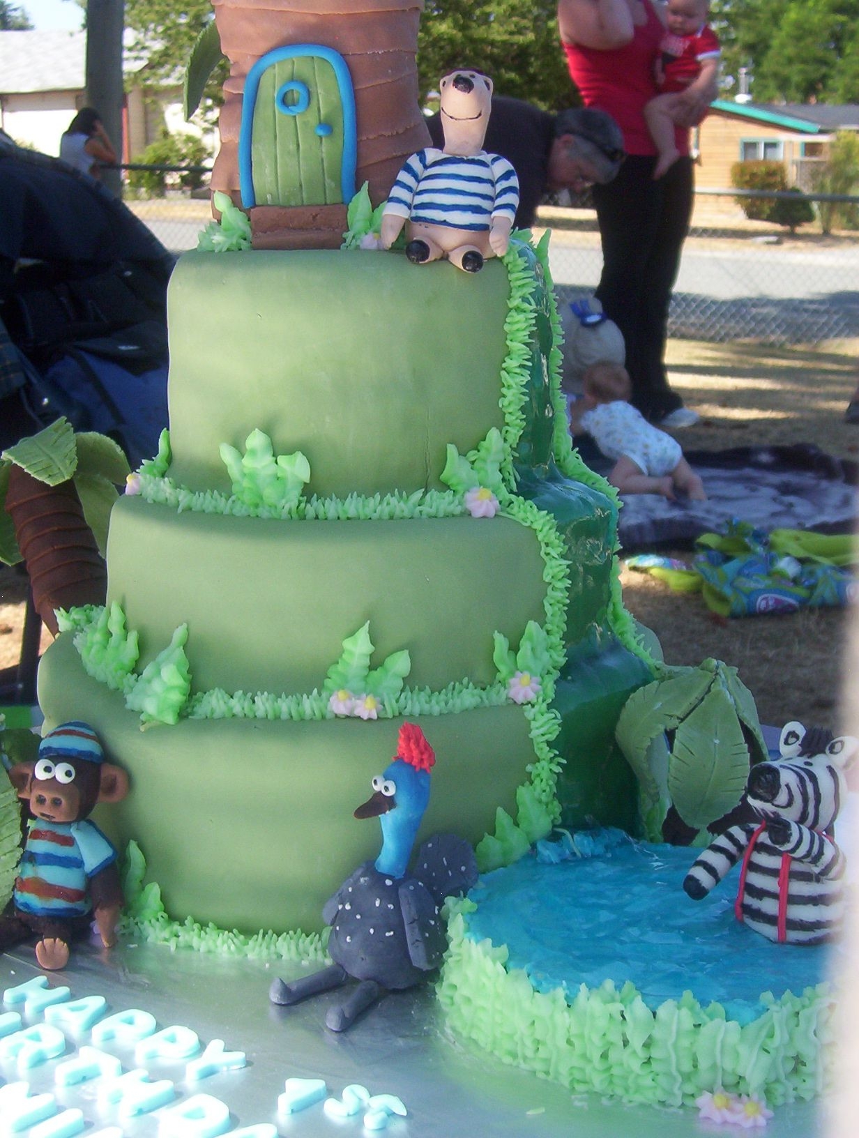 Zigby And Friends - CakeCentral.com