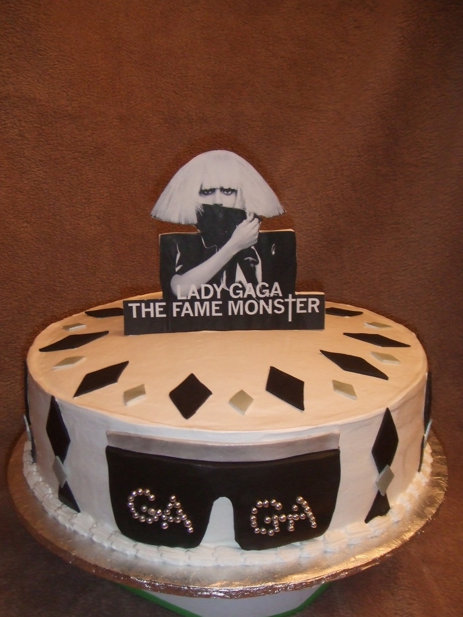 Lady Gaga Cake - CakeCentral.com