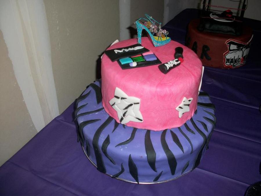 Mac Cake - CakeCentral.com