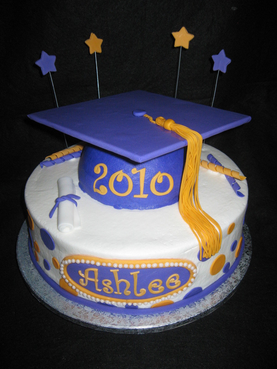 Ashlee's Graduation - CakeCentral.com