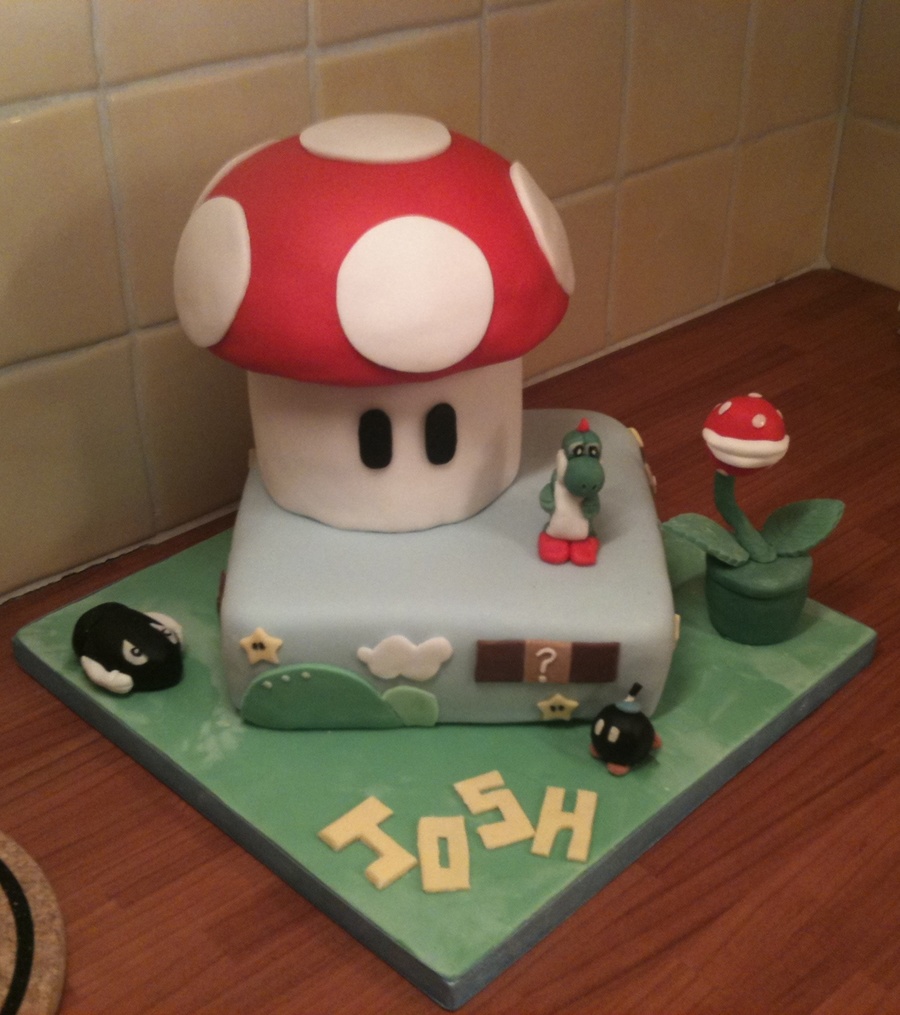 Super Mario Cake - CakeCentral.com