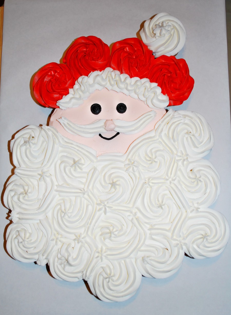 Santa Cupcake Cake - CakeCentral.com