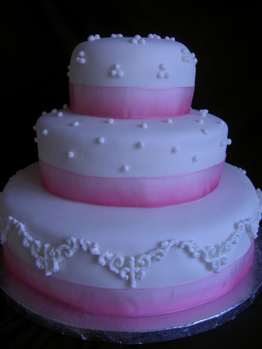 Amelia_Wedding_Cake_004.jpg - CakeCentral.com