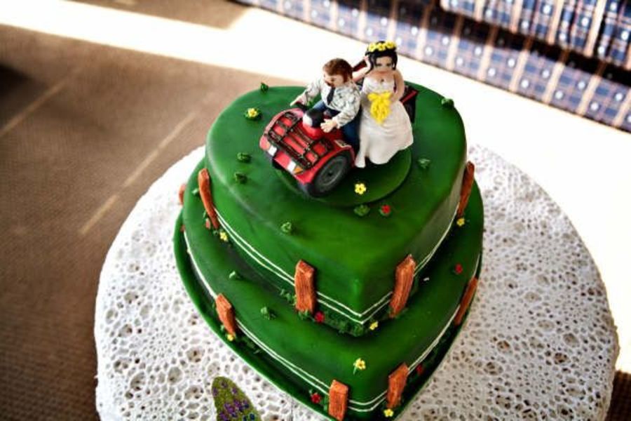 2Tier Heart Farm Wedding Cake - CakeCentral.com