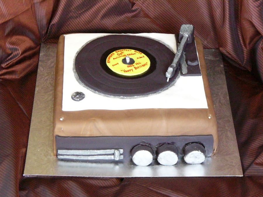 50Th Record Player Cake - CakeCentral.com