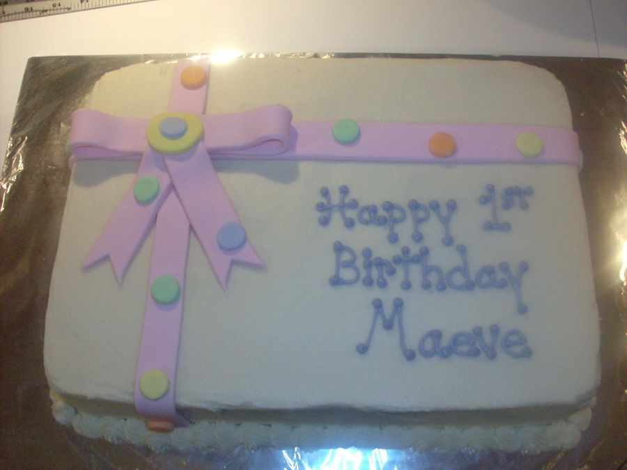 Maeve_Birthday_Cake_001.jpg - CakeCentral.com