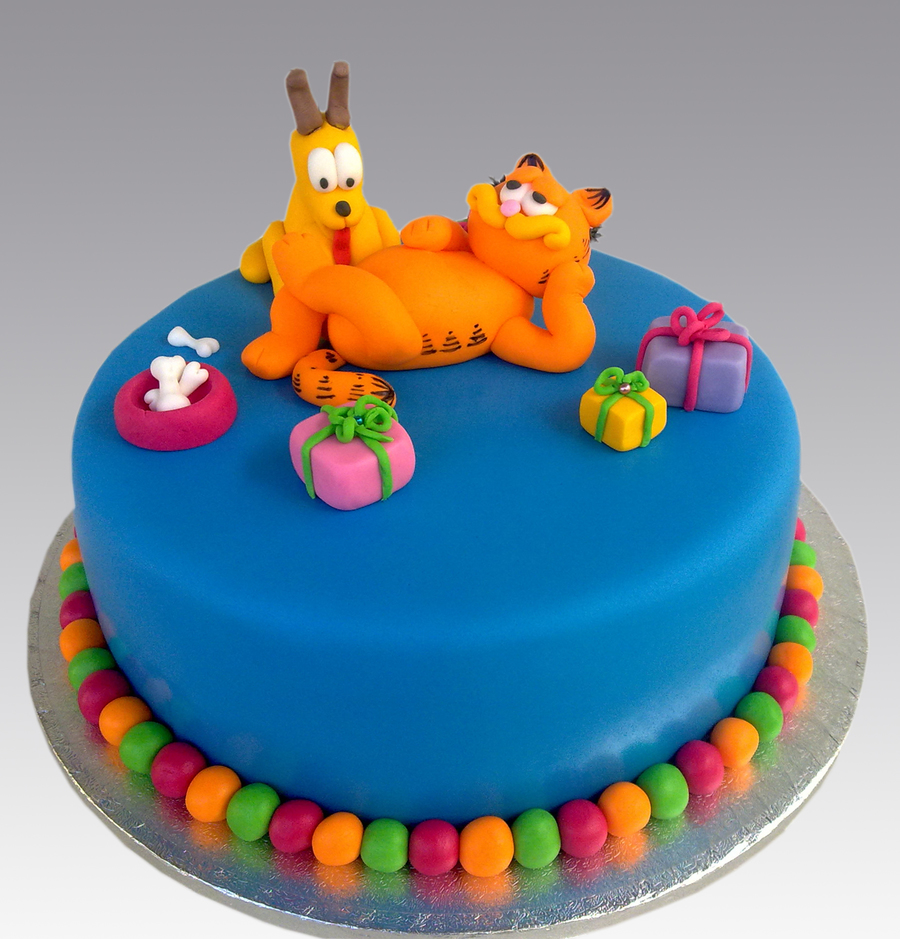 Garfield Cake - CakeCentral.com