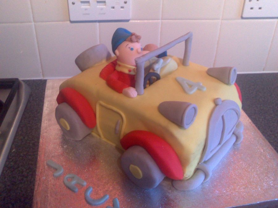 Noddy Cake - CakeCentral.com