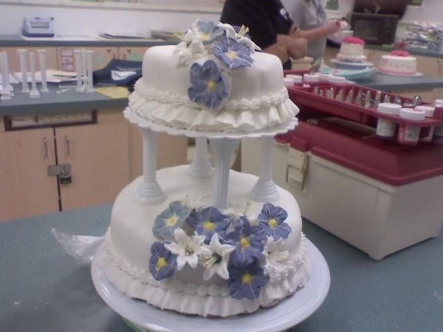 Wilton Class Wedding Cake - CakeCentral.com