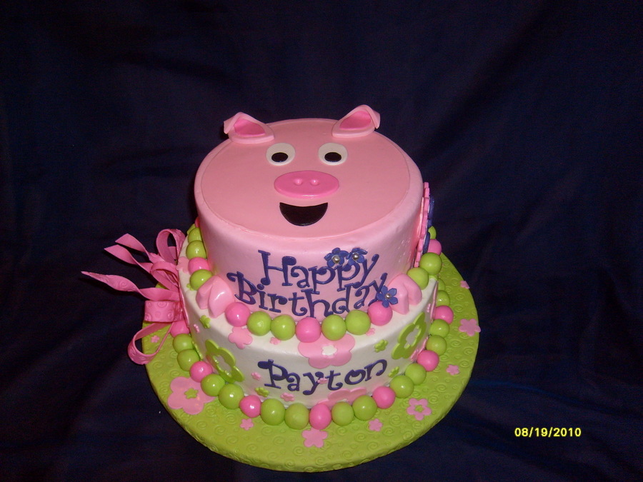 Little Piggy Cake - CakeCentral.com