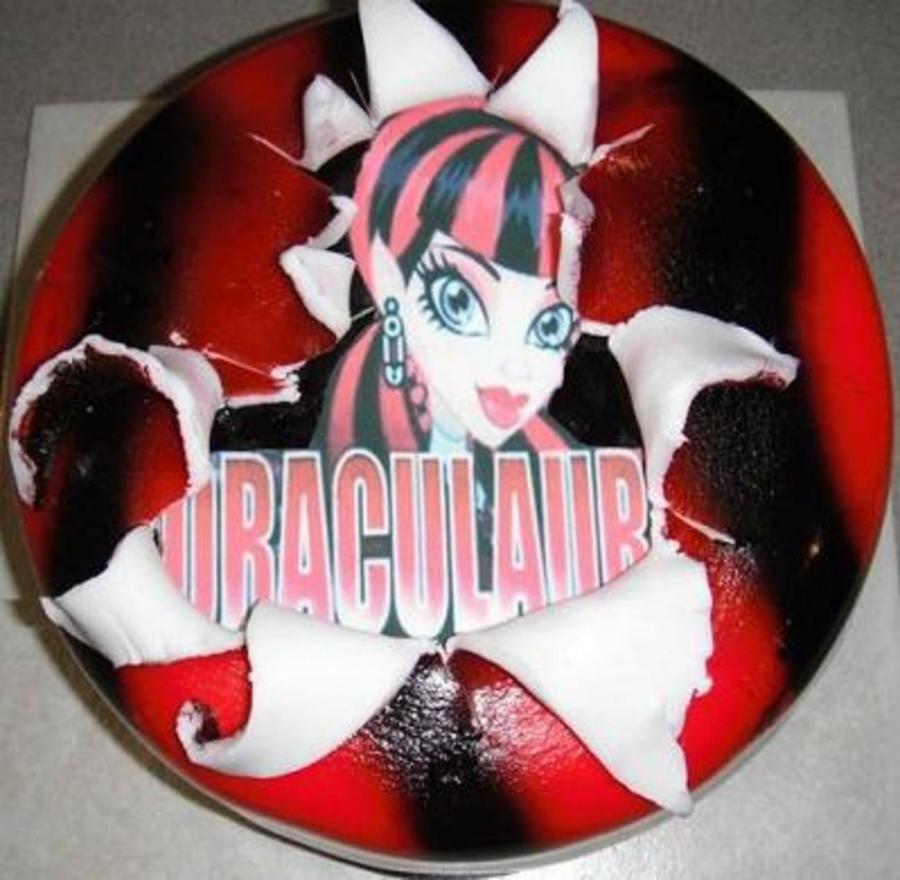 Monster High Draculaura Cake - CakeCentral.com