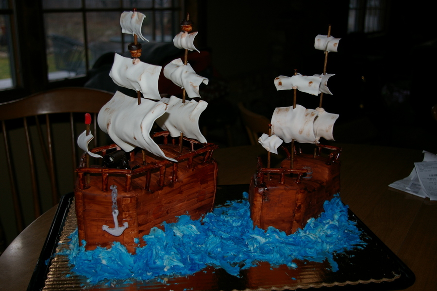 Two Pirate Ships - CakeCentral.com