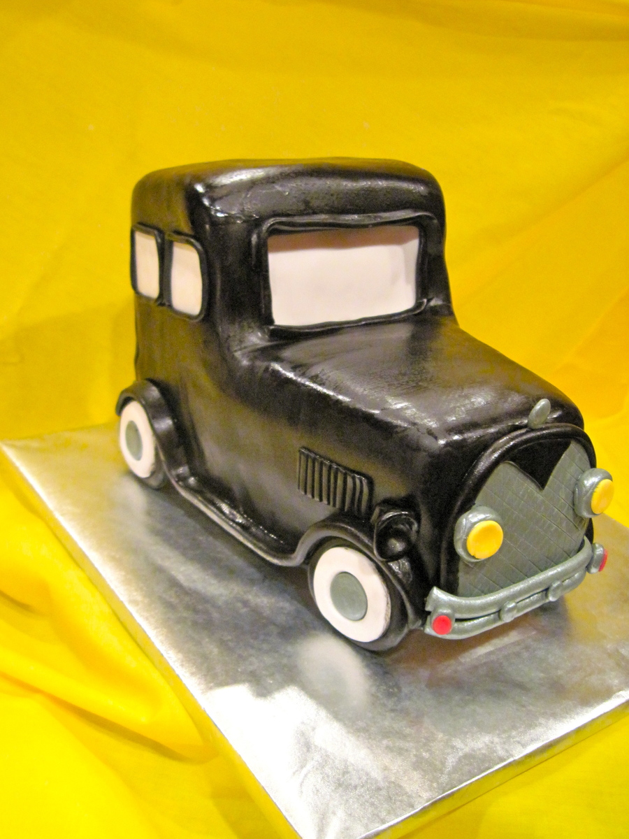 Model A Ford - CakeCentral.com
