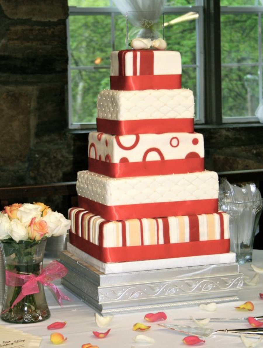 Square Wedding Cake - CakeCentral.com