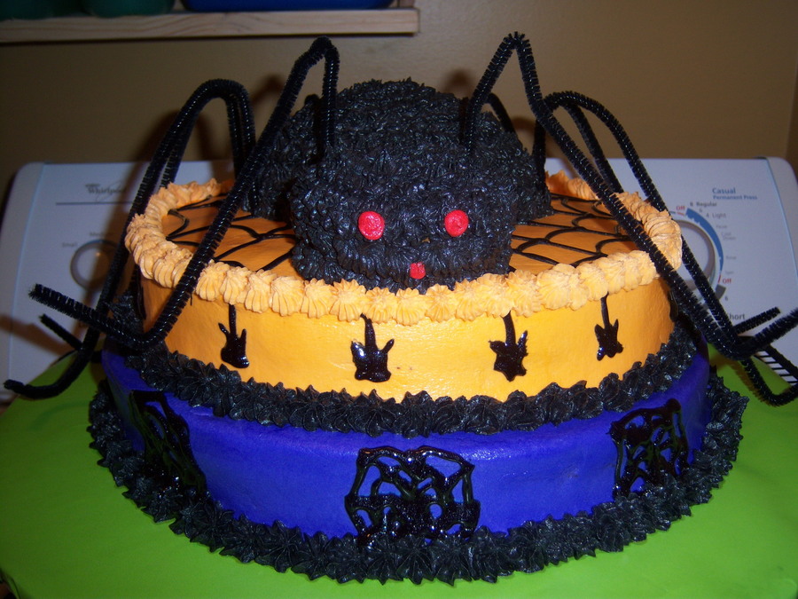 Spider Cake - CakeCentral.com