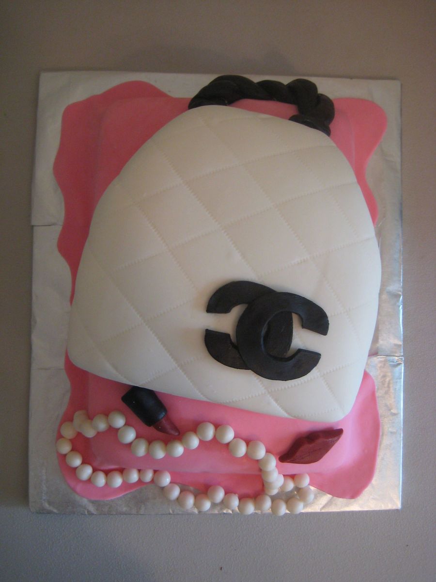 Chanel Purse - CakeCentral.com