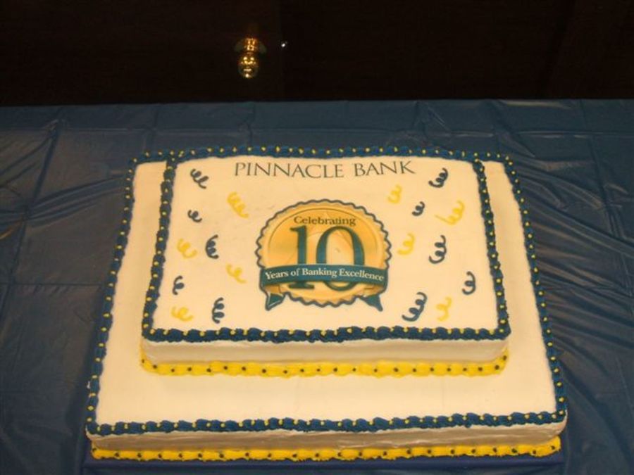 10Th Anniversary Bank Cake - CakeCentral.com