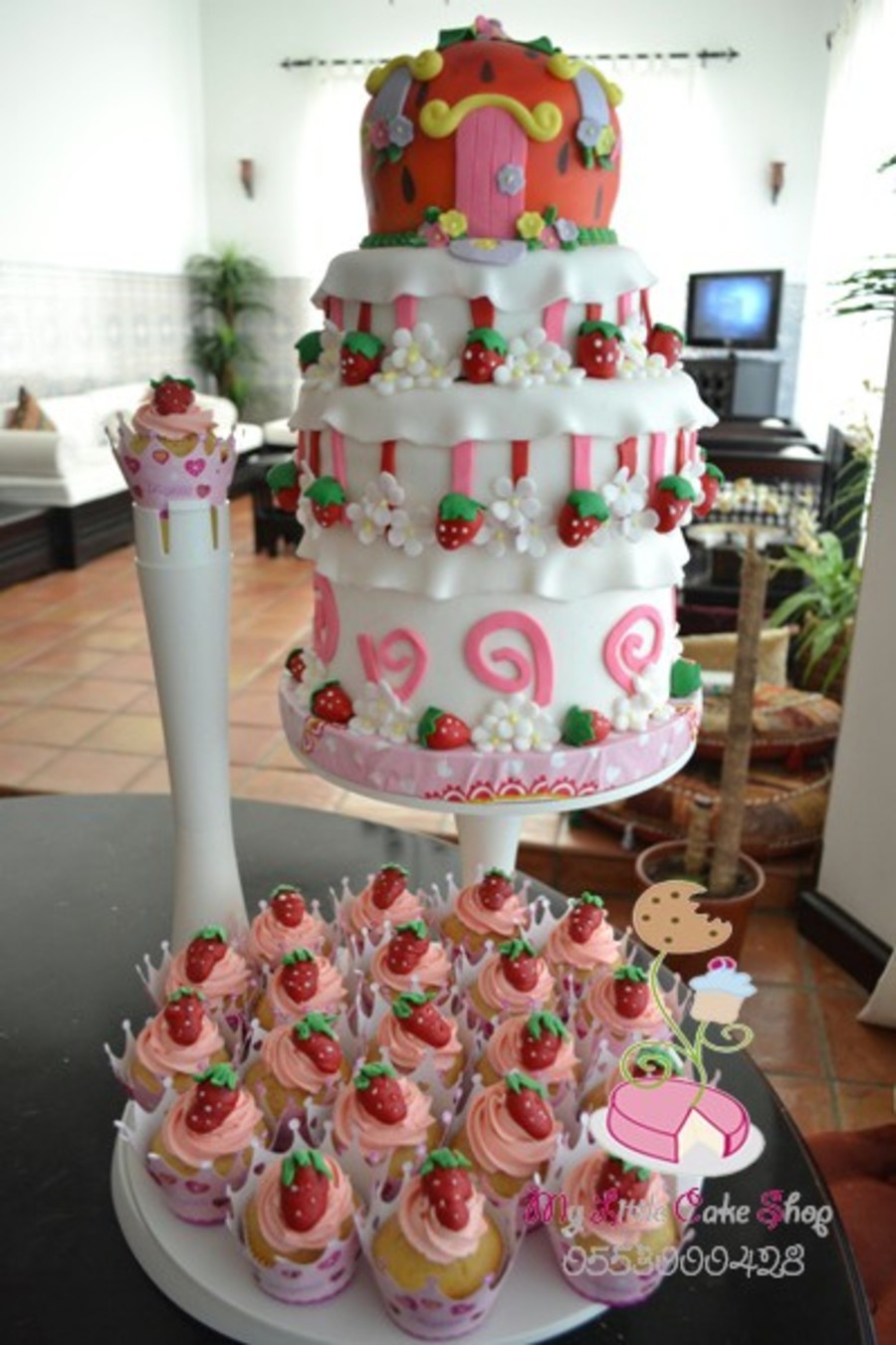 Strawberry Shortcake Party Package - CakeCentral.com