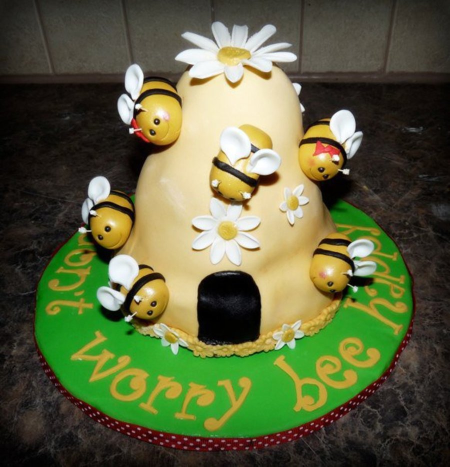 Bee Hive Cake - CakeCentral.com