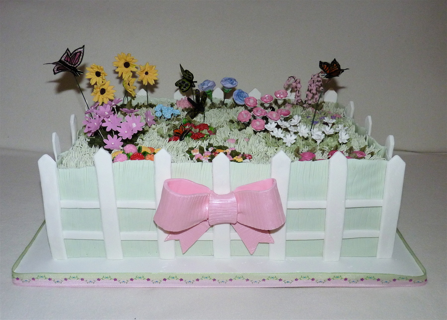 Garden Flowers - CakeCentral.com