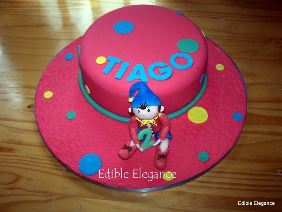 Noddy Cake - CakeCentral.com