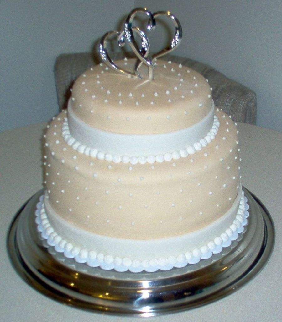 White & Ivory Chocolate Ganache - CakeCentral.com