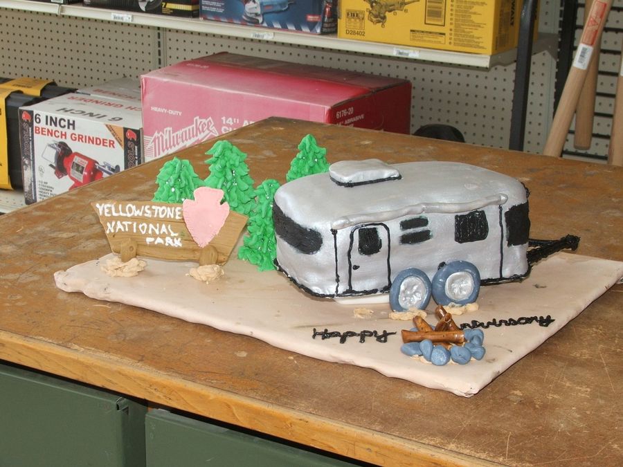 Airstream Anniversary Cake - CakeCentral.com