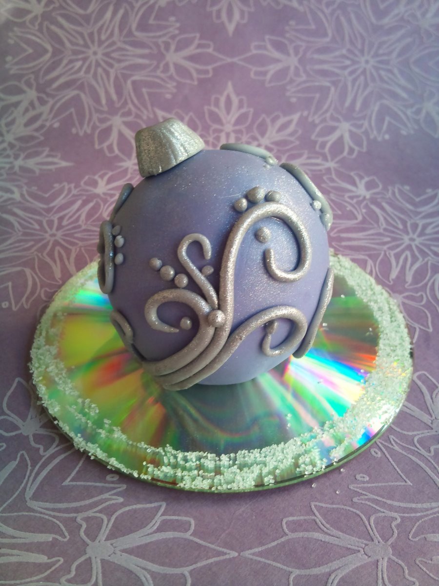 Christmas Bulb - CakeCentral.com