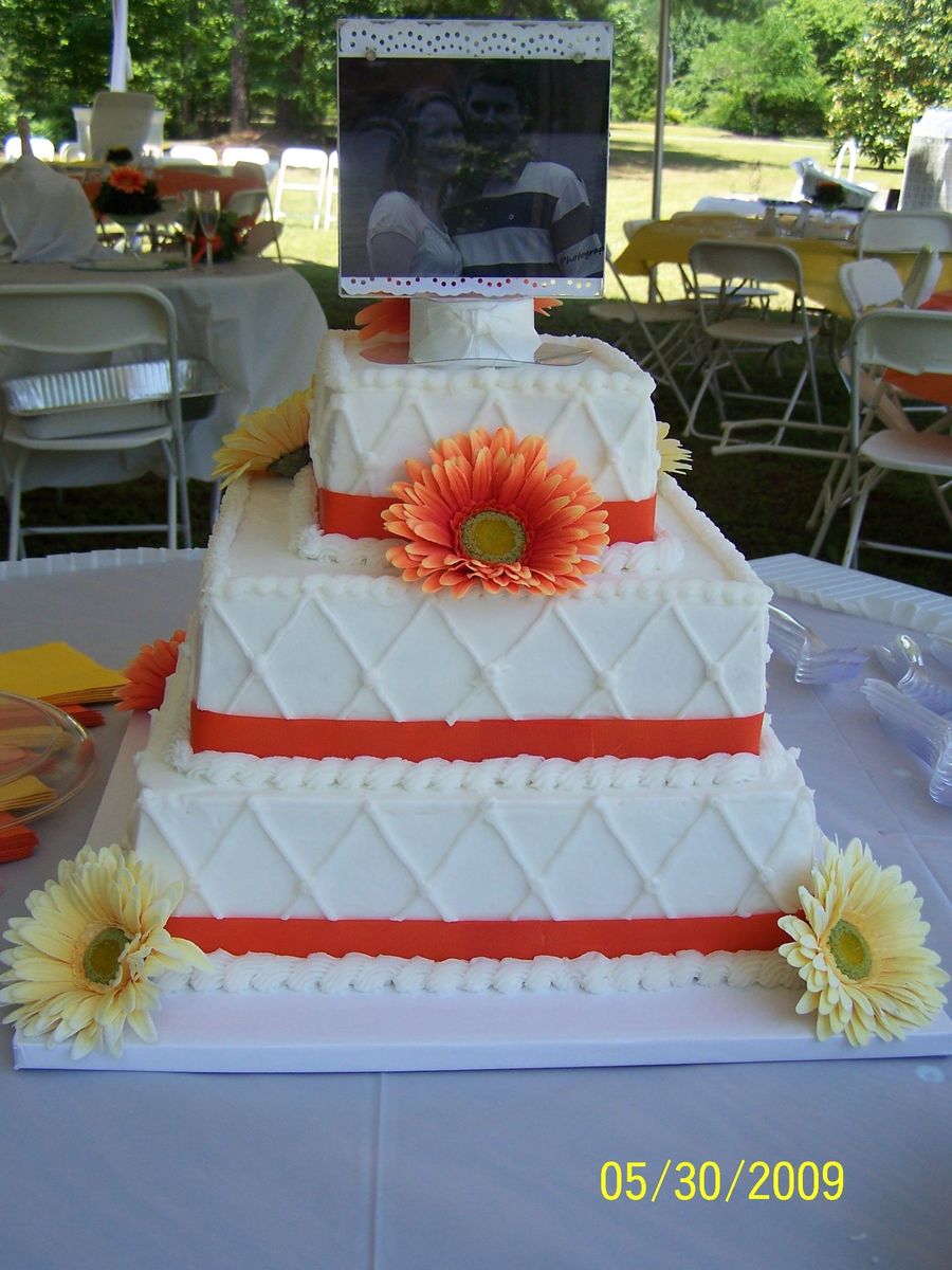 Square Wedding Cake - CakeCentral.com