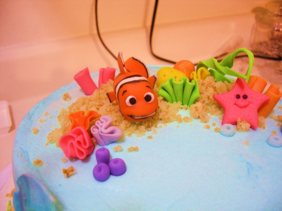 Finding Nemo Cake - CakeCentral.com