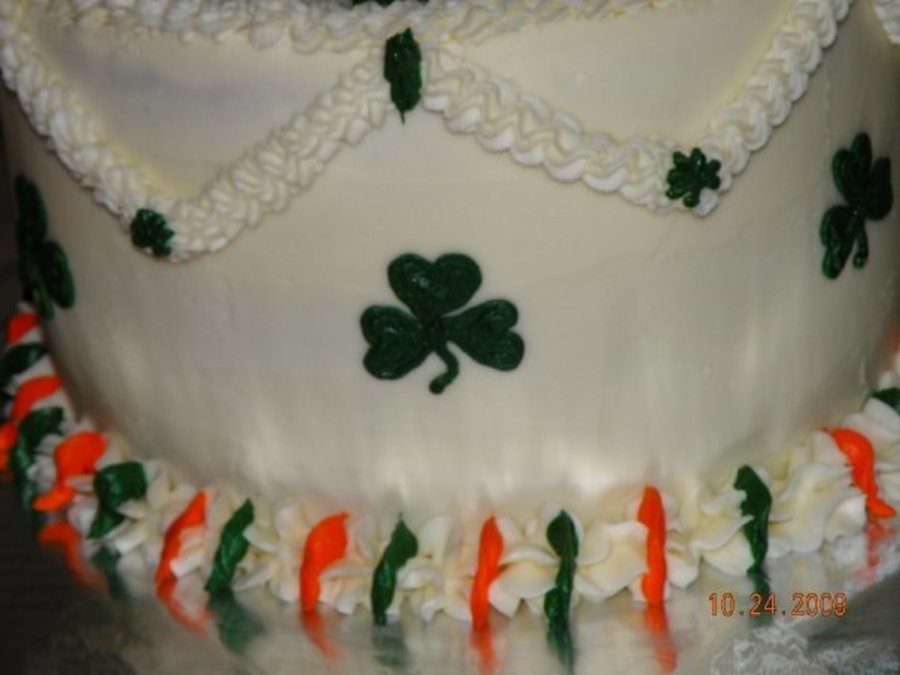 Notre Dame Themed Birthday Cake - CakeCentral.com