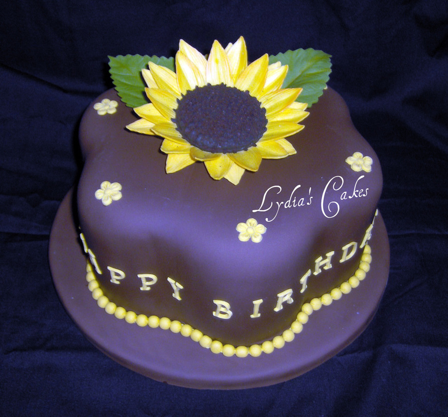 Sunflower - CakeCentral.com