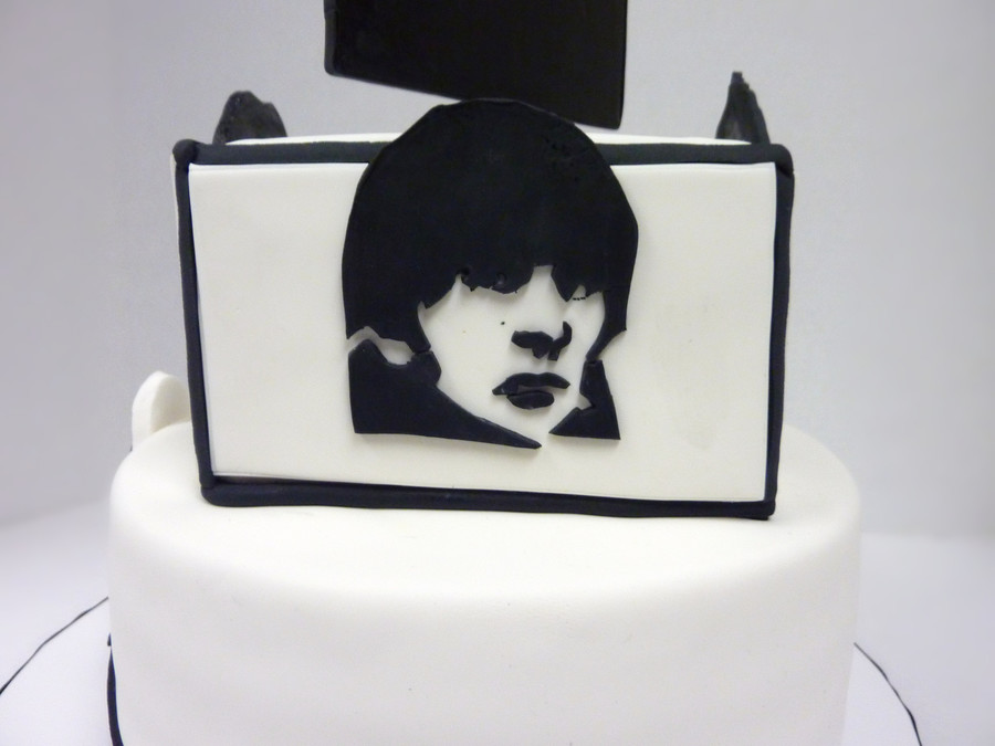 The Beatles - CakeCentral.com