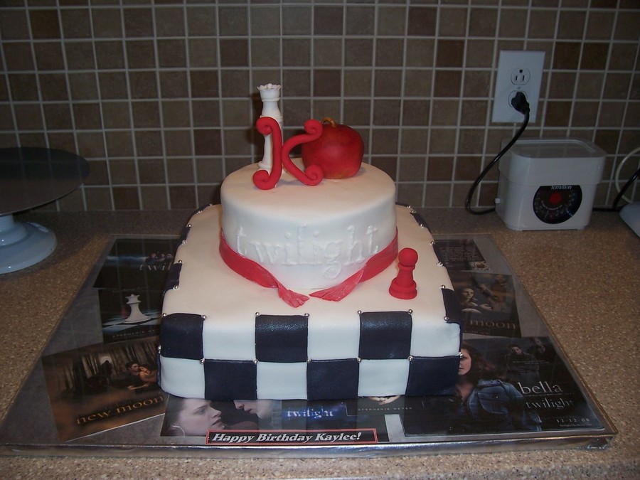 Twilight - CakeCentral.com