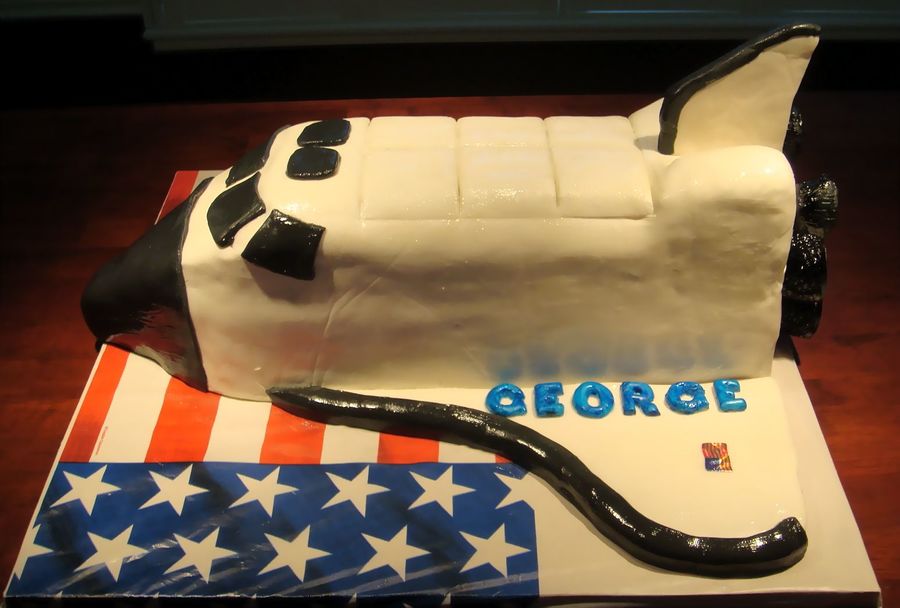 Space Shuttle - CakeCentral.com