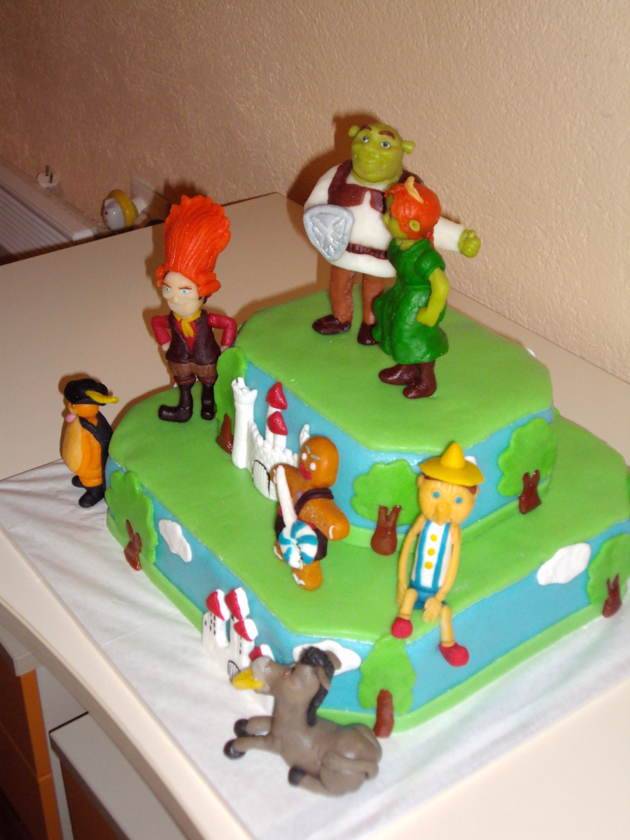 Shrek - CakeCentral.com