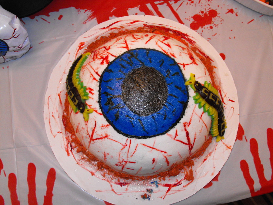 Eyeball Cake - CakeCentral.com